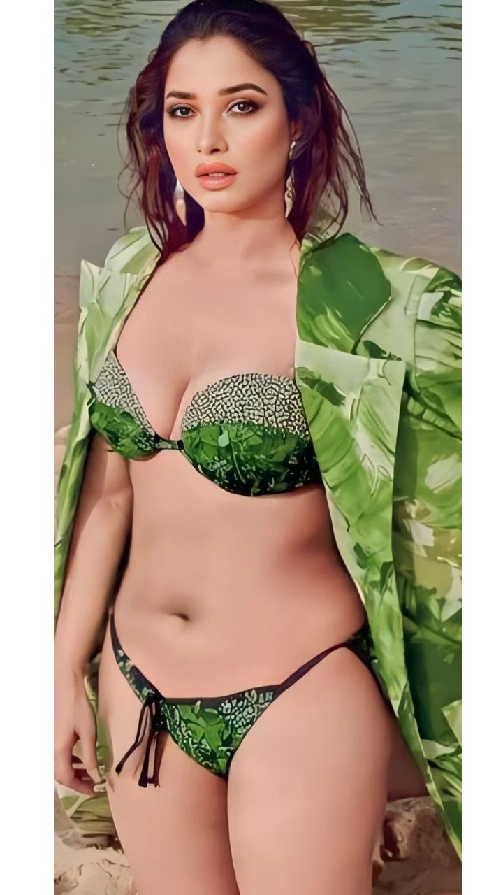 Intimate Photo: Tamannaah ने 'Aaj Ki Raat' गाने की सफलता का खोला राज, Stree 2 निर्माता से मांगा ...